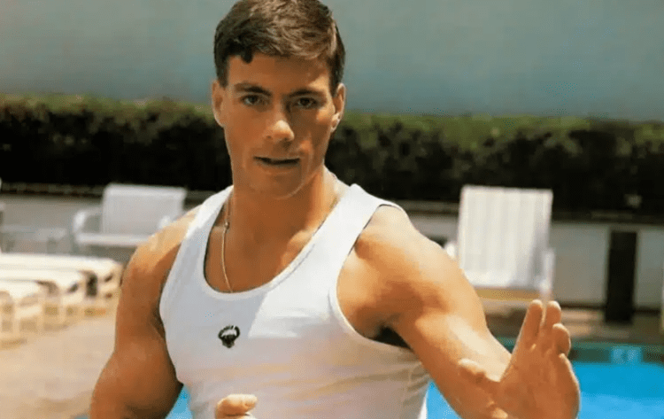 Devinez qui est ce garçon qui est devenu l’un des acteurs les plus ...